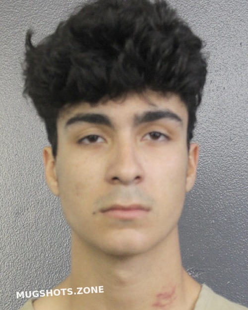 MEJIA RICHARD LUCAS 11/26/2021 - Broward County Mugshots Zone