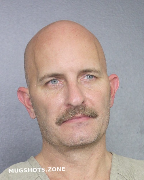 HOOVER MATTHEW WAYNE 12/13/2021 - Broward County Mugshots Zone
