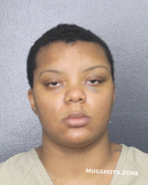 WHITE KIA 12/16/2021 - Broward County Mugshots Zone