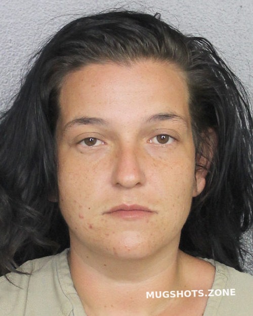 RAMIREZ XENA RAY 12/17/2021 - Broward County Mugshots Zone