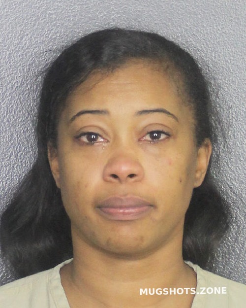 WARE NOELLE KRYSHUNDA 01/01/2022 - Broward County Mugshots Zone