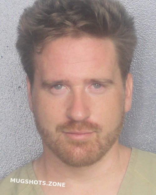 STRAHSBURG NICHOLAS MERRIT 01/08/2022 - Broward County Mugshots Zone