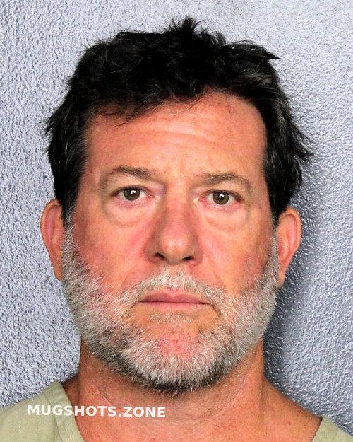 DILLON BRADLEY 01/12/2022 - Broward County Mugshots Zone