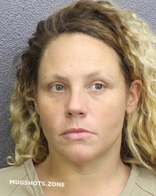 CAVANAUGH SHANNON 02/01/2022 - Broward County Mugshots Zone