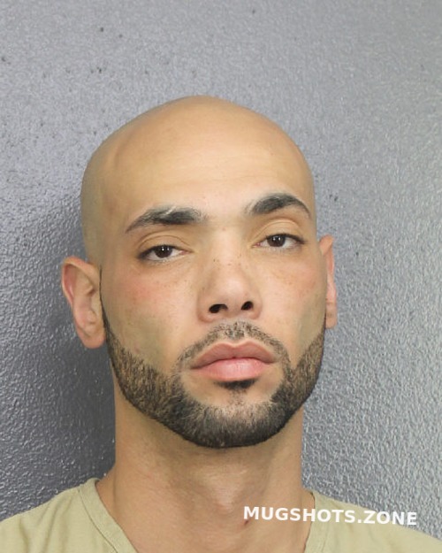 WARD DARRELL ANDRE 03/29/2022 - Broward County Mugshots Zone