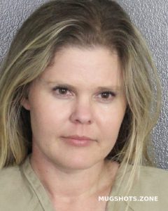 REEVES MEGAN ROSE 03/31/2022 - Broward County Mugshots Zone