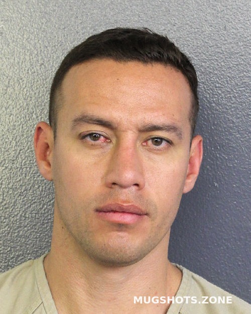LOPEZ LUIS 04/12/2022 - Broward County Mugshots Zone