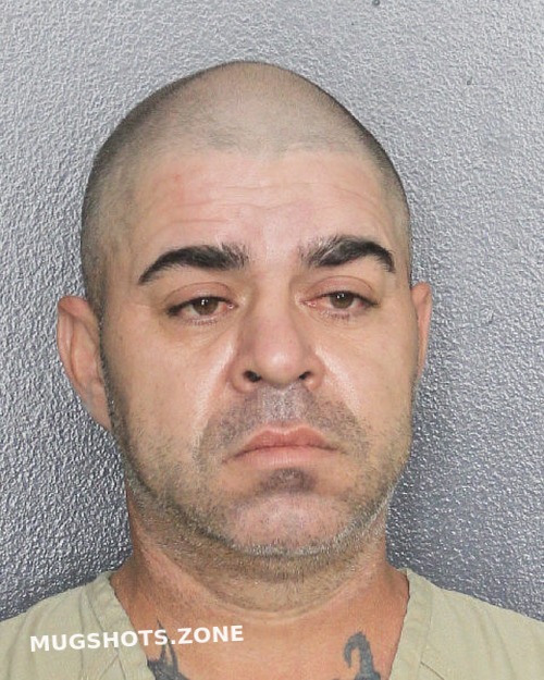 ALZATE BYRON 05/11/2022 - Broward County Mugshots Zone