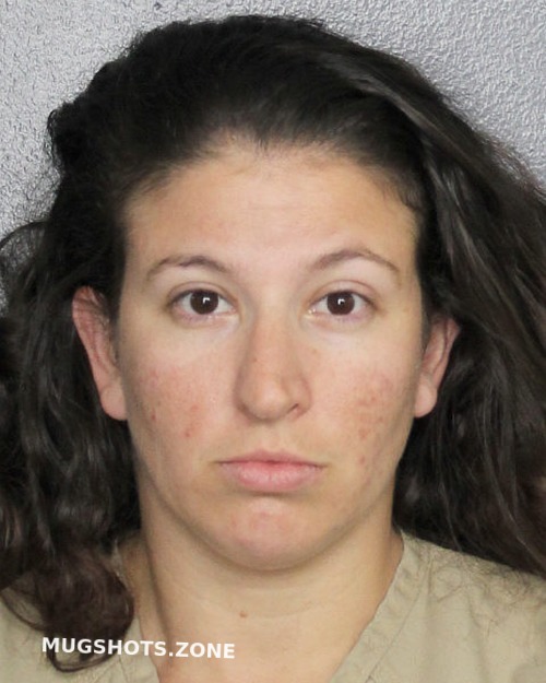 KOSCIELAK MICHELLE JACQUELYN 05/14/2022 - Broward County Mugshots Zone