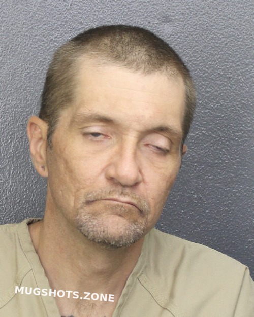 REYNOLDS ROBERT STEVENS 05/24/2022 - Broward County Mugshots Zone