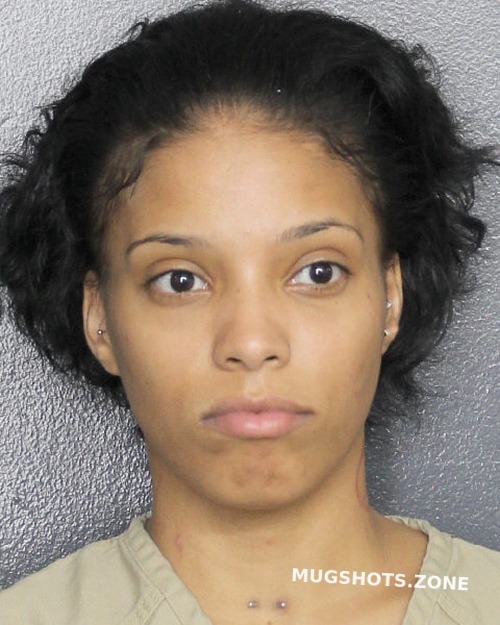 MALDONADO GANNA ALEXIA 06/18/2022 - Broward County Mugshots Zone