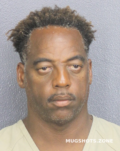 WHITE ROLAND J 07/12/2022 - Broward County Mugshots Zone