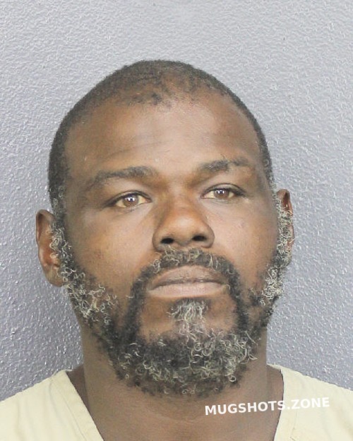 DAVIS VINCENT GERALD 07/20/2022 - Broward County Mugshots Zone