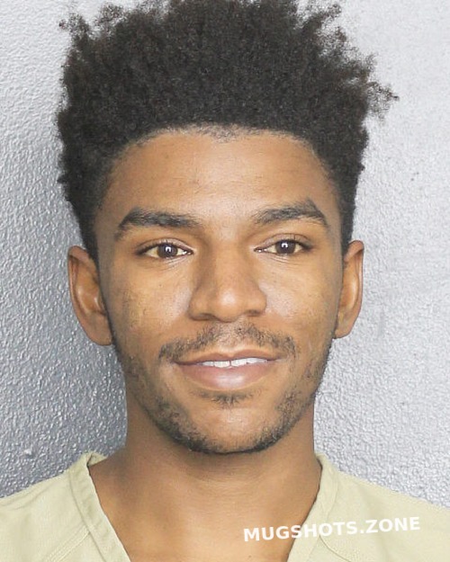 HALL DEANDRE 07/21/2022 - Broward County Mugshots Zone
