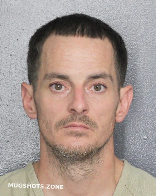 DOUGLAS MARVOSH NICHOLAS KYLE 08/24/2022 - Broward County Mugshots Zone