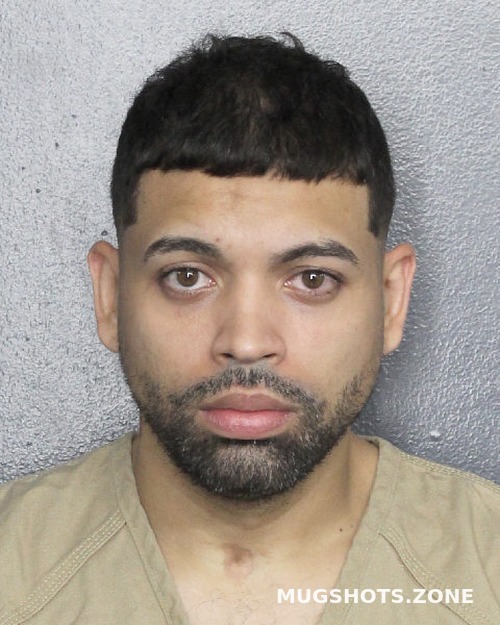 THOMAS VELEZ JOSE 08/26/2022 - Broward County Mugshots Zone