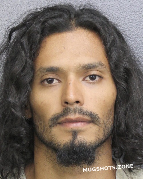 HERRERA DELGADO ALEJANDRO 09/22/2022 - Broward County Mugshots Zone
