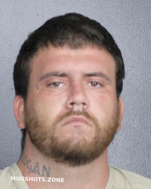 MARTIN DYLAN MATTHEW 09/29/2022 - Broward County Mugshots Zone MARTIN DYLAN MATTHEW 09/29/2022 - Broward County Mugshots Zone