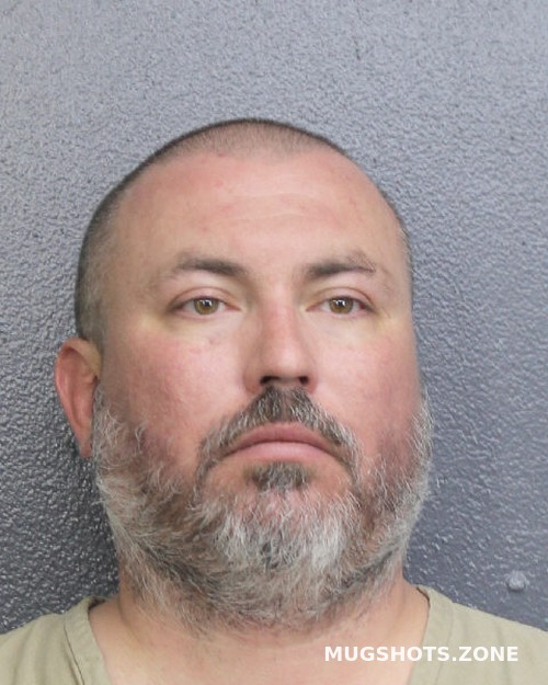 EARLY MATTHEW LUCZAK 10/08/2022 - Broward County Mugshots Zone