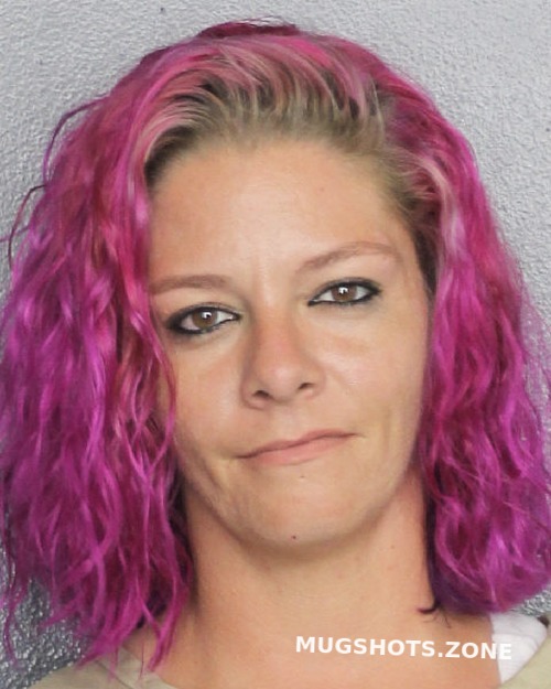 VIGUE JOHNNA GAIL 10/13/2022 - Broward County Mugshots Zone