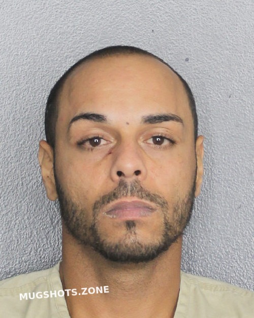 RIVERA JONATHAN DANIELS 10/14/2022 - Broward County Mugshots Zone