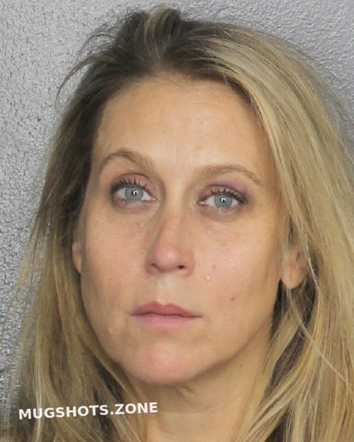 RUBINO ANGELA MARIE 10/16/2022 - Broward County Mugshots Zone