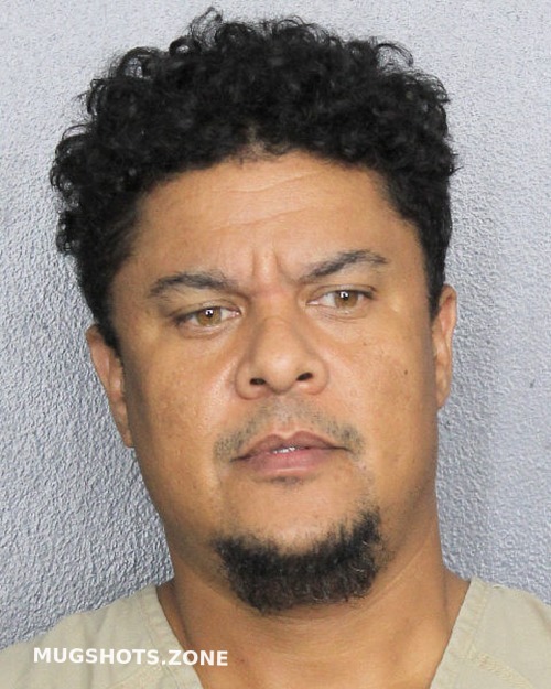 AVILA WENDY 10/28/2022 - Broward County Mugshots Zone