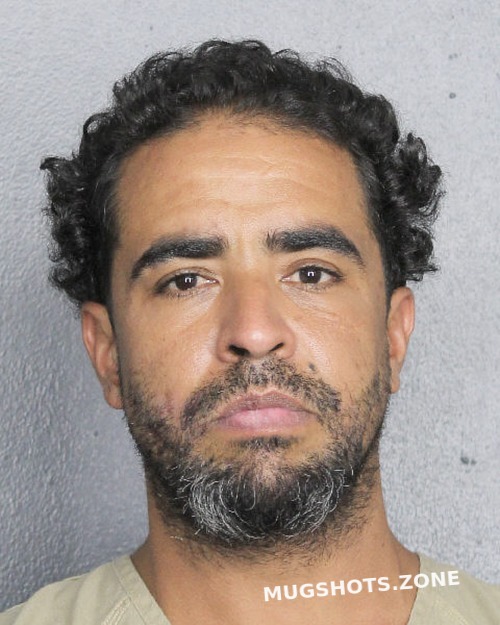 CRUZ MIGUEL CONRADO 11/06/2022 - Broward County Mugshots Zone