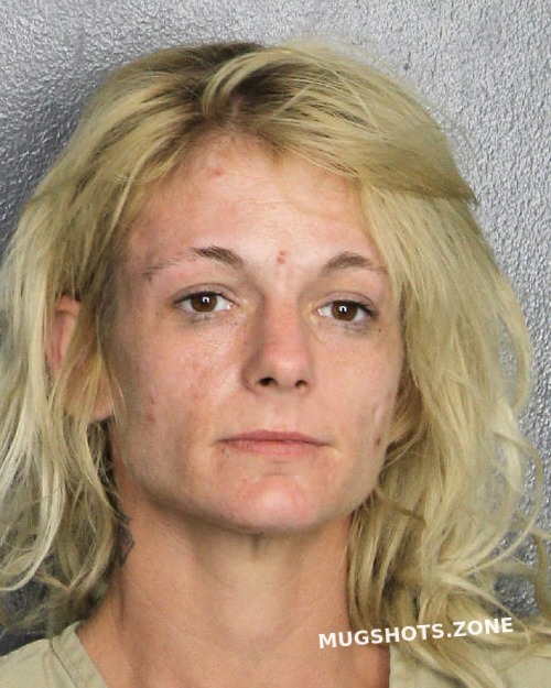 HARIS BRANDY M 11/07/2022 - Broward County Mugshots Zone