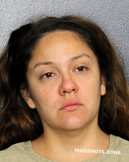 MACIAS SHELLEY MICHELLE 11/10/2022 - Broward County Mugshots Zone