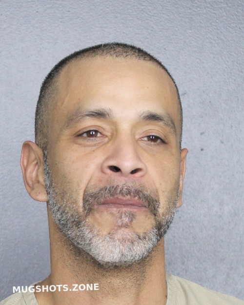 NEVAREZ JONATHAN 11/17/2022 - Broward County Mugshots Zone