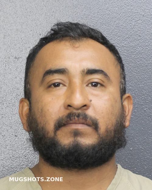 GARCIA SALVADOR 12/02/2022 - Broward County Mugshots Zone