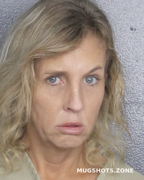COSNER HINTZ HEIDI MAREE 12/05/2022 - Broward County Mugshots Zone