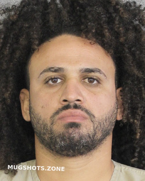 AGUERO LORA LENIN 12/08/2022 - Broward County Mugshots Zone