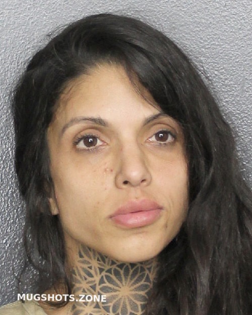 COLON ADRIANA ESTELA 12/10/2022 - Broward County Mugshots Zone
