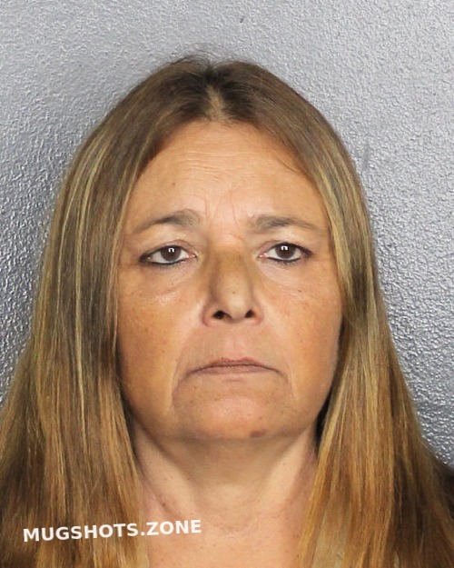 CARDONA ADRIANA YVETTE 12/16/2022 - Broward County Mugshots Zone