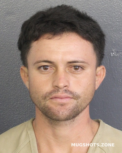 BENITEZ MUNOZ ELDER YOBANY 12/17/2022 - Broward County Mugshots Zone