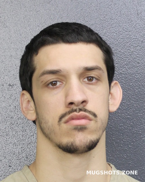 TOSADO NICOLAS 01/04/2023 - Broward County Mugshots Zone