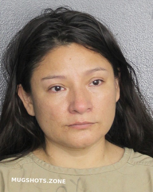 MOYA CARLA LORENZA 03/03/2023 - Broward County Mugshots Zone