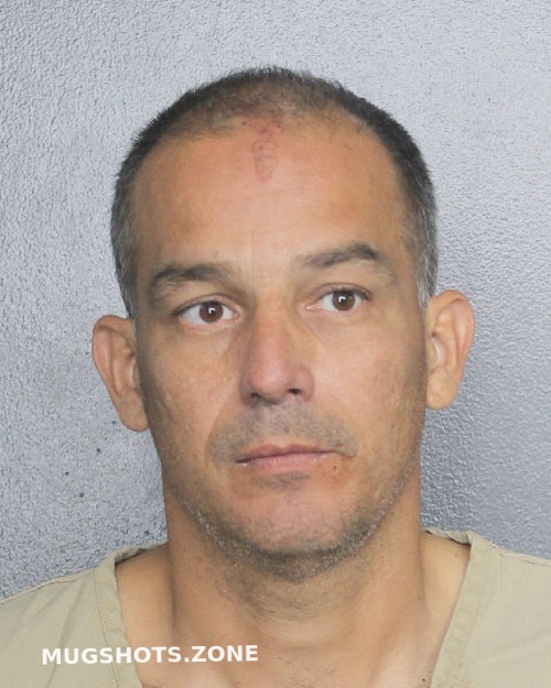 SANTIAGO CARO LUIS RAFAEL 03/11/2023 - Broward County Mugshots Zone SANTIAGO CARO LUIS RAFAEL 03/11/2023 - Broward County Mugshots Zone