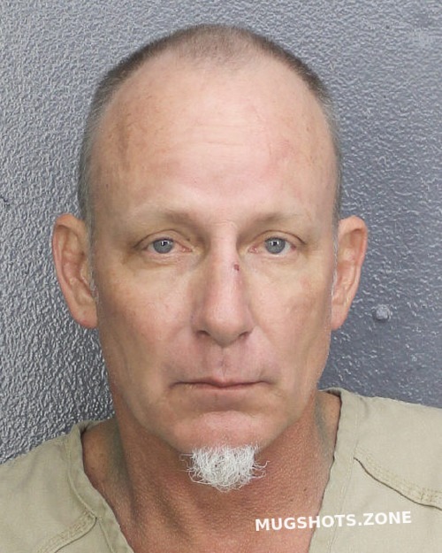 KERWICK NATHAN CHRISTOPHER 03/16/2023 - Broward County Mugshots Zone
