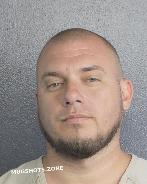 WEEKS LAWRENCE TREADWELL 03/20/2023 - Broward County Mugshots Zone