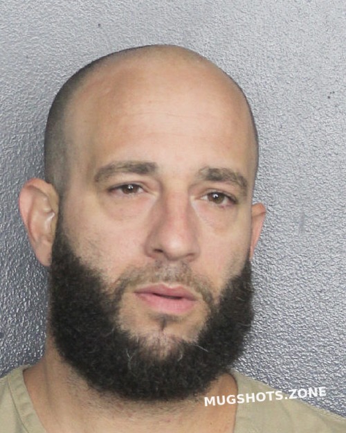 RAMIREZ ROBERT 03/22/2023 - Broward County Mugshots Zone
