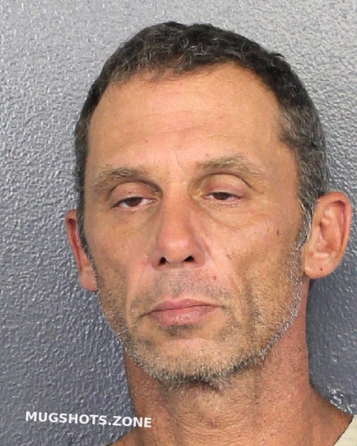 VALLIERE STUART GLENN 03/23/2023 - Broward County Mugshots Zone