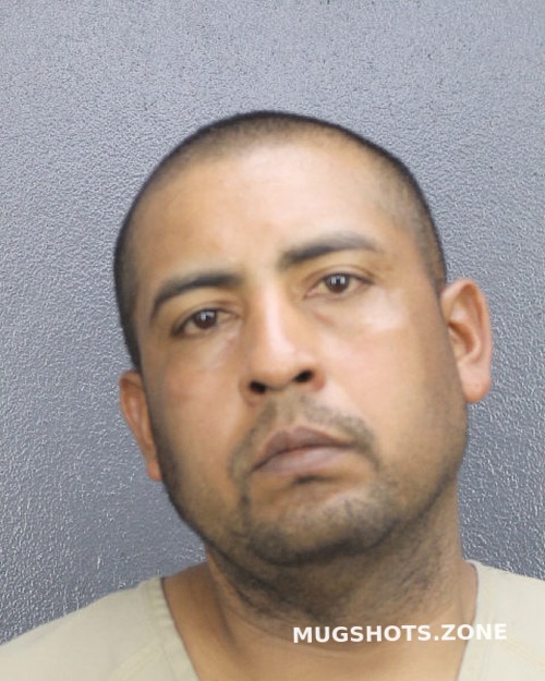 TORIBIO CHAVEZ CESAR 04/27/2023 - Broward County Mugshots Zone