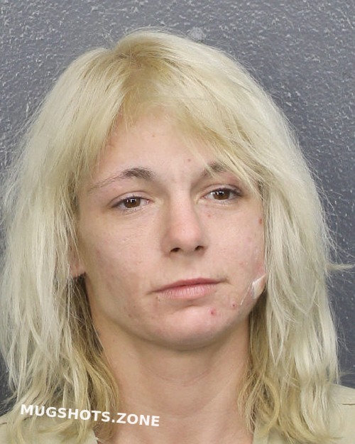 HARRIS BRANDY 04/28/2023 - Broward County Mugshots Zone