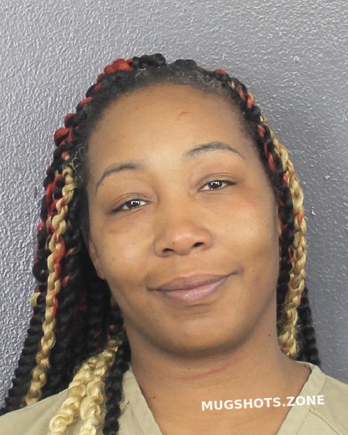 DAVIS LASHONDA 05/02/2023 - Broward County Mugshots Zone