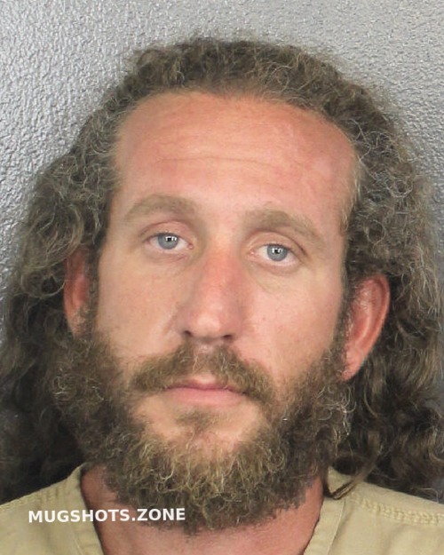 BRADAC JOSHUA L 05/12/2023 - Broward County Mugshots Zone