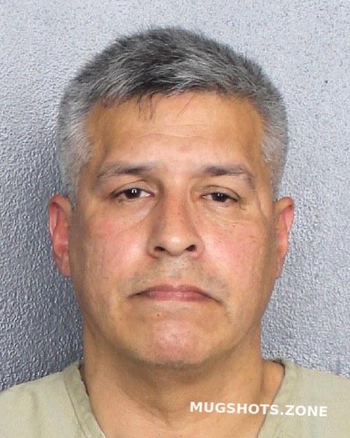 MOLA ALEXANDER 05/18/2023 - Broward County Mugshots Zone