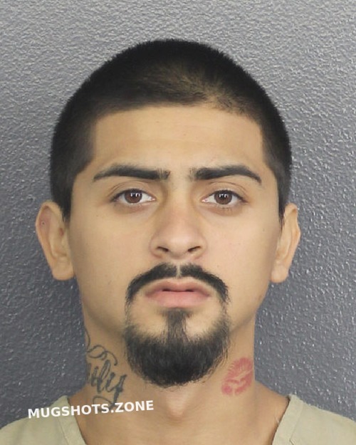 LA ROSA ROBLEDO LENARDO FRANCISCO 05/30/2023 - Broward County Mugshots Zone